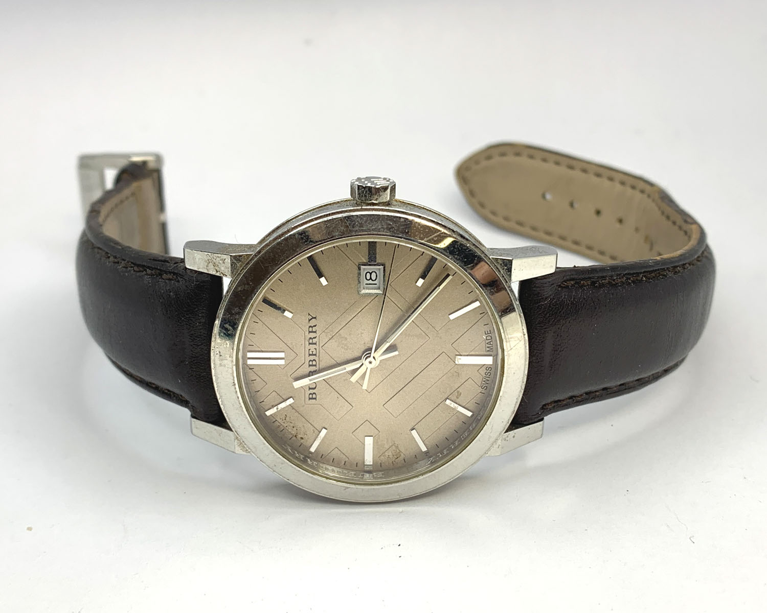 BURBERRY バーバリー BU9011の電池交換とベルト交換